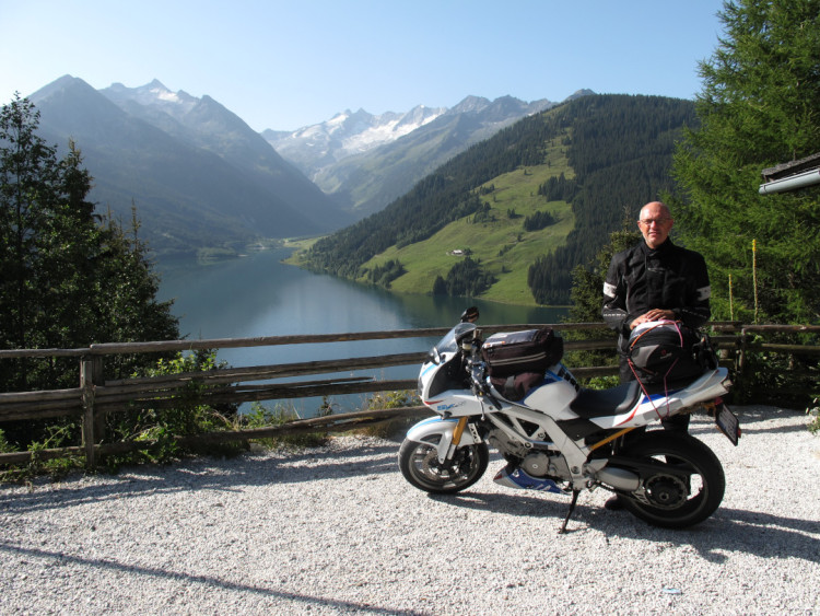 Alps Ace: Suzuki SV650 Sport Special – BikeBound