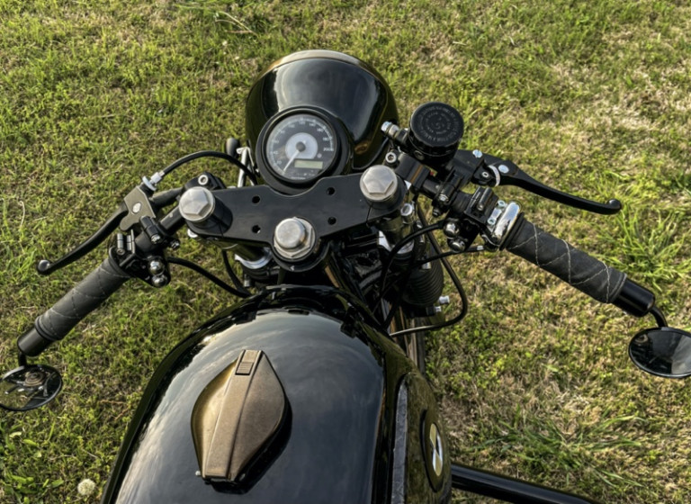 Carbon Airhead: Teen-Built BMW R75/7 Custom – BikeBound
