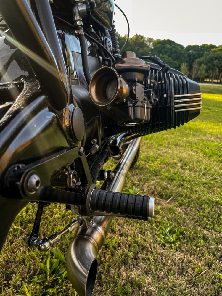 Carbon Airhead: Teen-Built BMW R75/7 Custom – BikeBound