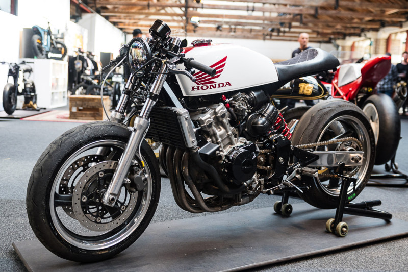 600 Hornet Cafe Racer