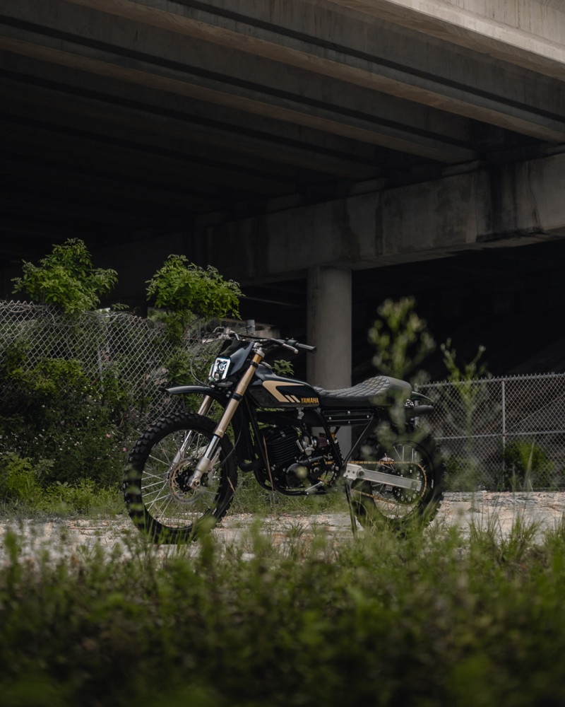 Smoke Show: Yamaha DT400 Scrambler – BikeBound