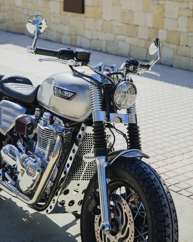 Urban Fox: Triumph T120 Roadster – BikeBound