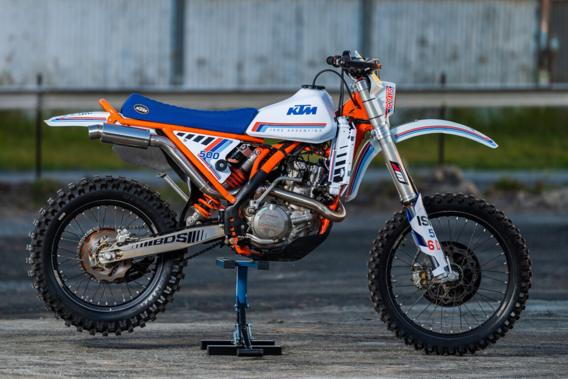 KTM 500 Retromod – BikeBound – lickscycles.com