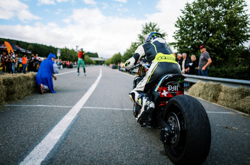 2Crazy: Supercharged Indian Chieftain Drag Bike! – BikeBound