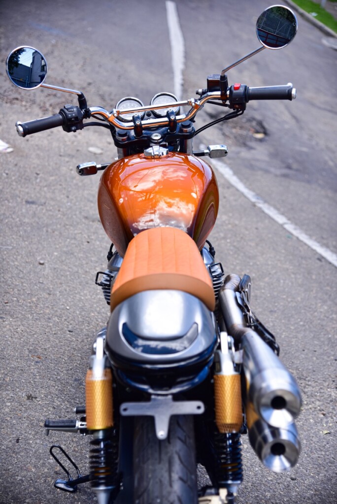 Showroom Special: “Peachy” Royal Enfield Interceptor 650 – BikeBound