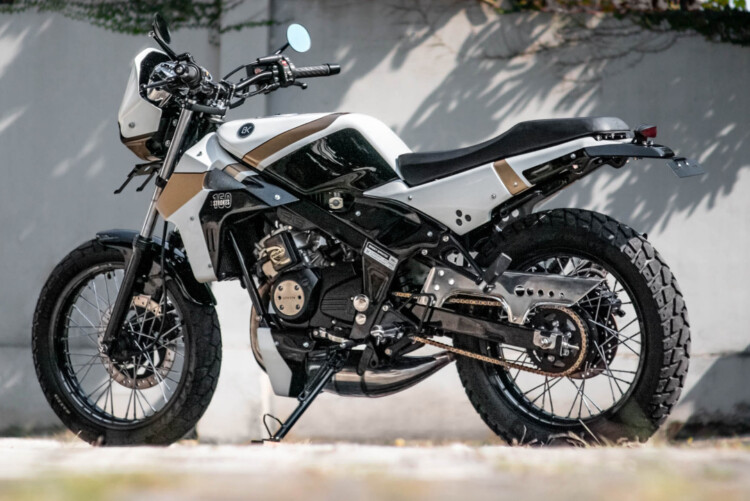 Smoky Sprinter: Kawasaki Ninja 150R Street Tracker – BikeBound