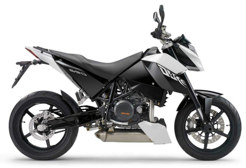 “The Ideal Big Single” – KTM 690 Duke – BikeBound