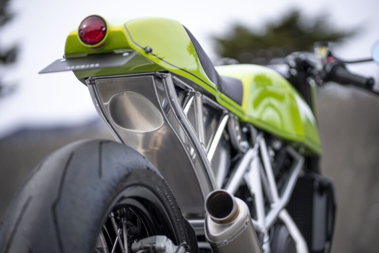 “The Ideal Big Single” – KTM 690 Duke – BikeBound
