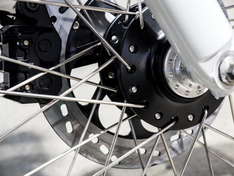 All the Rage: Suzuki GN125 “TNT” Custom – BikeBound