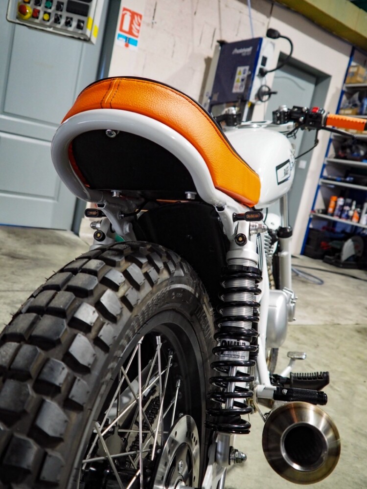 All the Rage: Suzuki GN125 “TNT” Custom – BikeBound