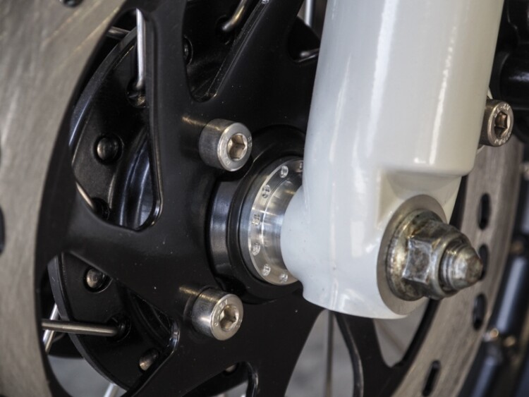 All the Rage: Suzuki GN125 “TNT” Custom – BikeBound