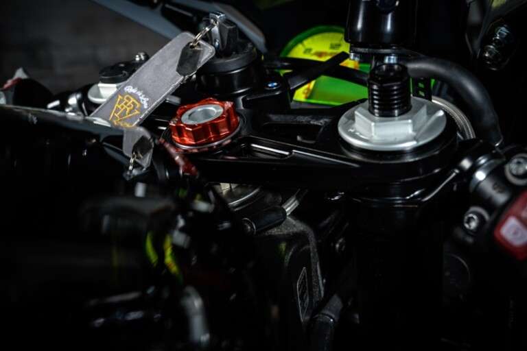 Super Short RR: “SSR10” BMW S1000RR Custom – BikeBound