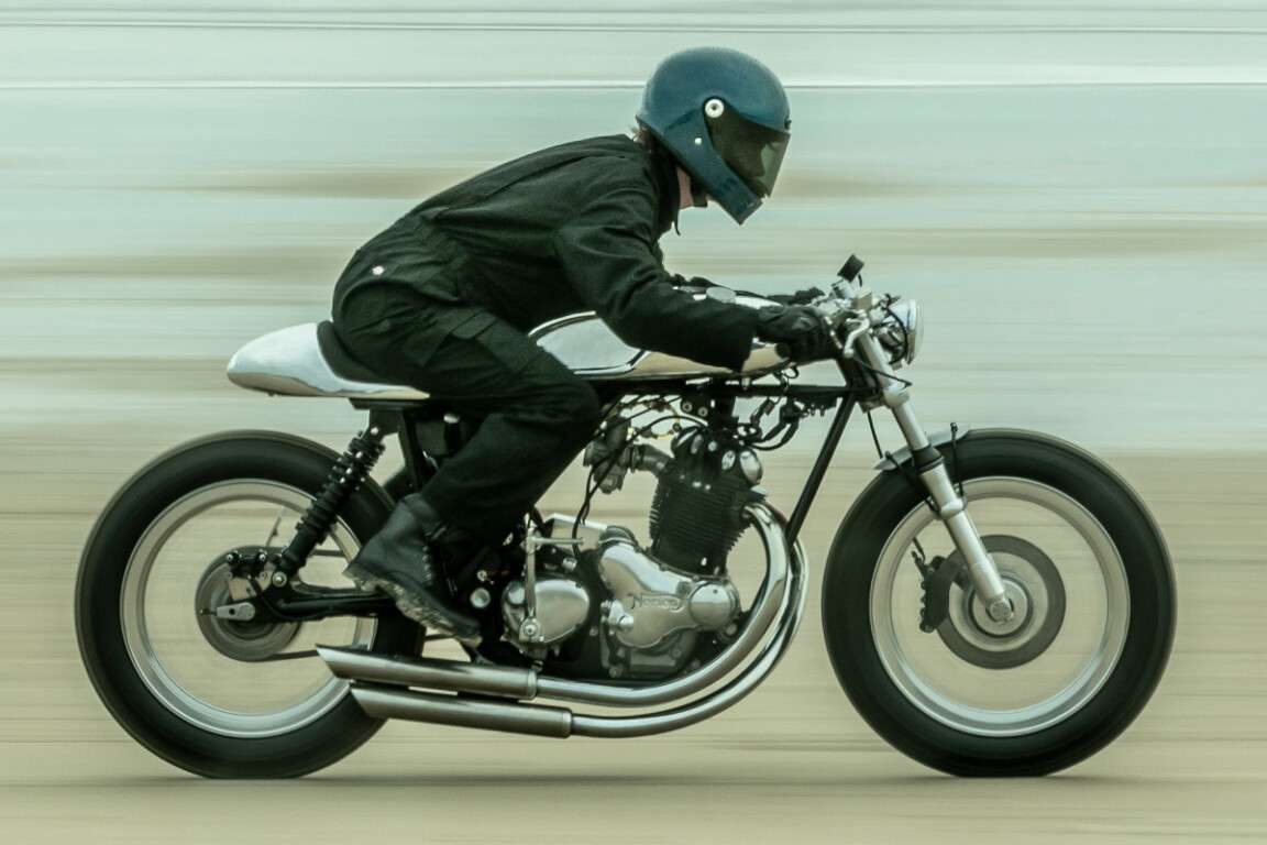 Norton Commando 850 Café Racer – BikeBound
