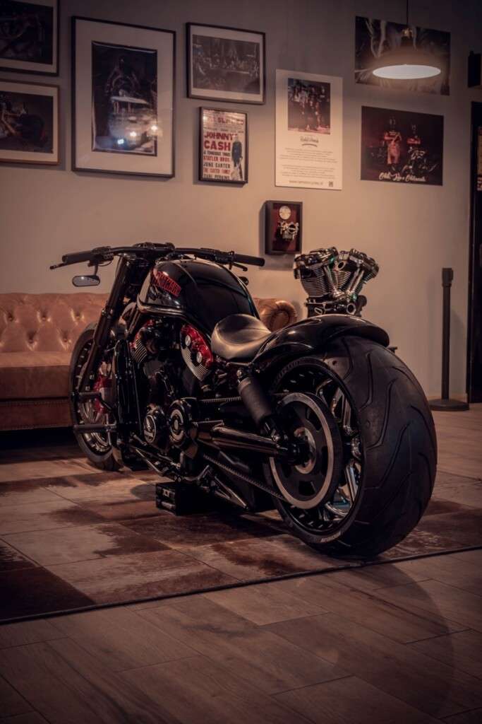 Stealth Bomber: Harley V-Rod “Nighthawk” – BikeBound