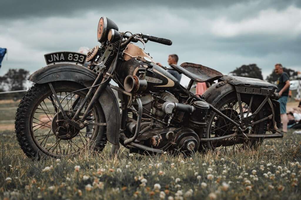 Malle Miler: 1942 Harley-Davidson WLC – BikeBound