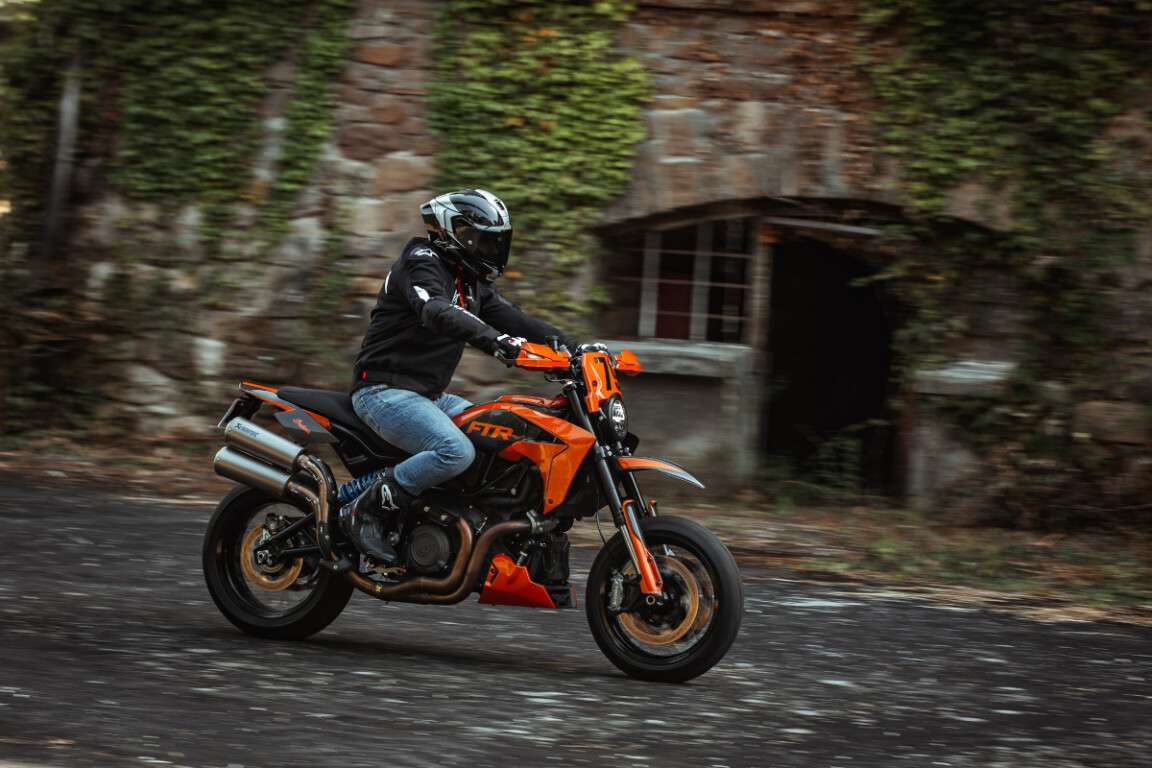 American Supermoto: Indian FTR Supermotard – BikeBound