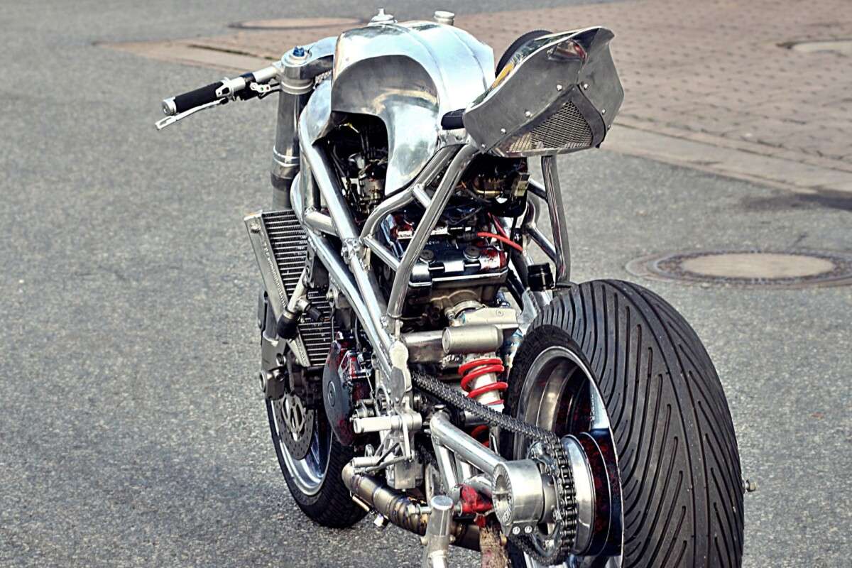 Hunting Werewolves: “Silver Bullet” Suzuki TL1000 Sprint Racer – BikeBound