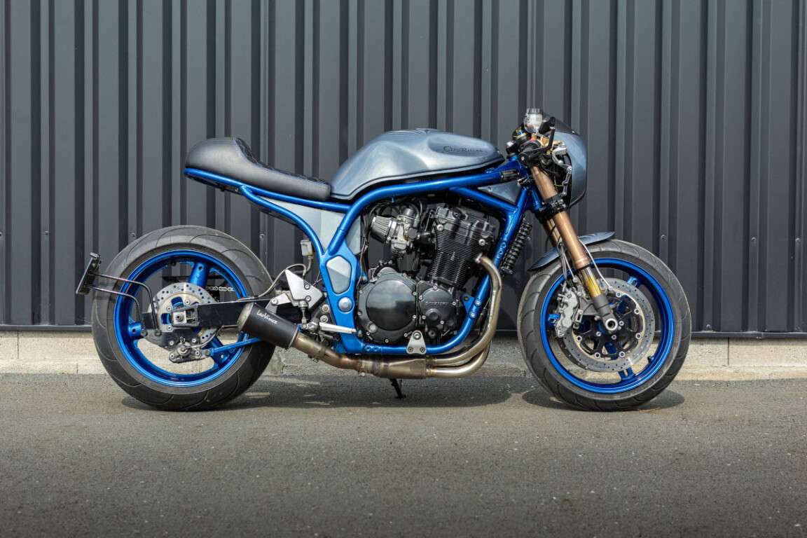 Suzuki Cafe Racers – BikeBound
