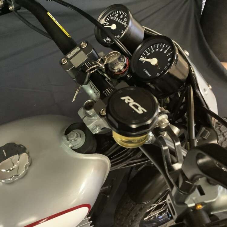 The Silver Bullet: Suzuki GT250 – BikeBound