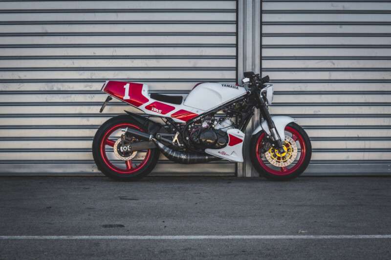 Giant-Slayer: 500cc Yamaha RD350 YPVS Restomod – BikeBound