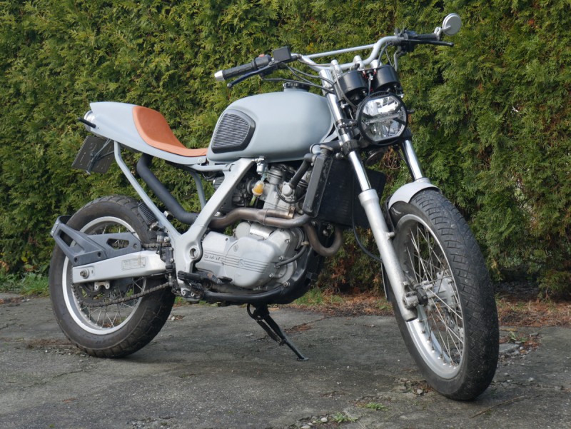 Featherweight Funduro: BMW F650 “City Tracker” – BikeBound