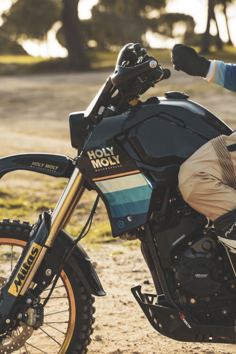 T7 Retro Kit: Yamaha Ténéré 700 Retro Enduro – BikeBound