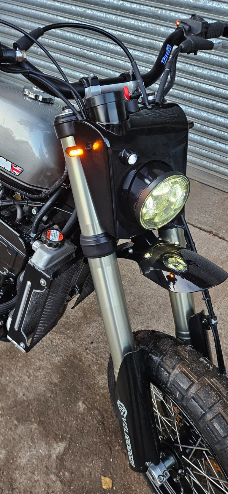 Urban Darter: CCM 400 “Dragonfly” Scrambler – BikeBound