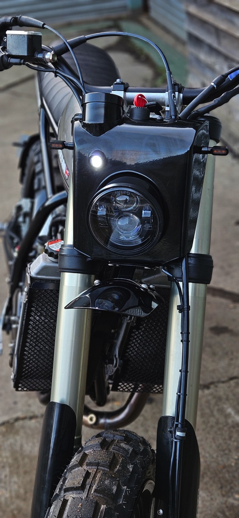 Urban Darter: CCM 400 “Dragonfly” Scrambler – BikeBound