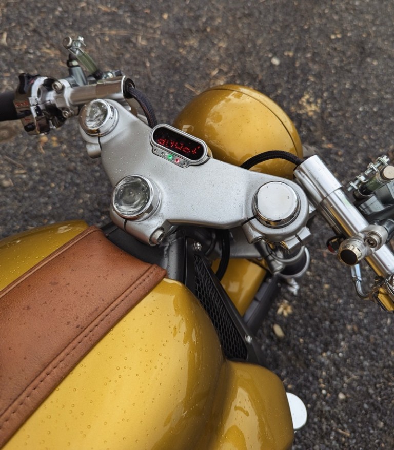 Stay Gold: Honda GL1200 Goldwing Café Racer – BikeBound