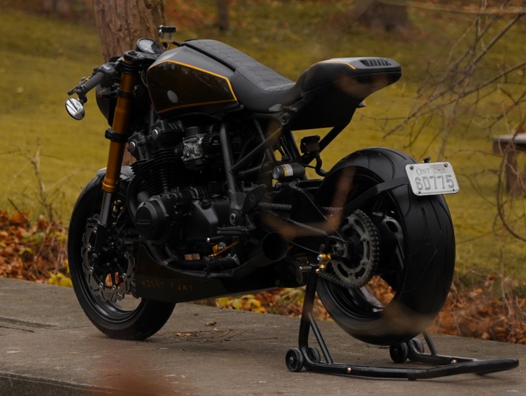 Night Fury: Honda CB750 Neo Café Racer – BikeBound