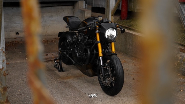 Night Fury: Honda CB750 Neo Café Racer – BikeBound