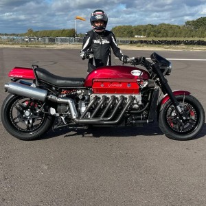 The Millyard Viper: 8000cc Viper V10 Custom Motorcycle – BikeBound