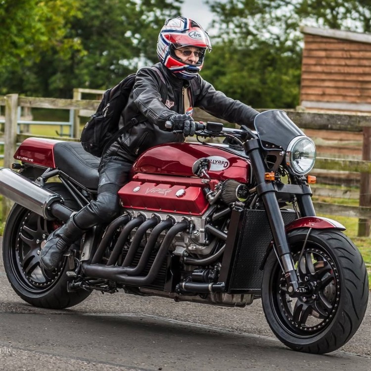 The Millyard Viper: 8000cc Viper V10 Custom Motorcycle – BikeBound