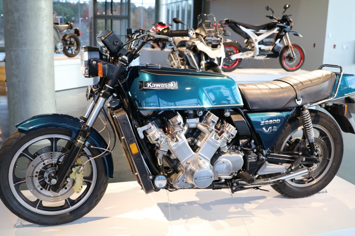 2300cc Zed: Kawasaki Z2300 V12 Motorcycle – BikeBound