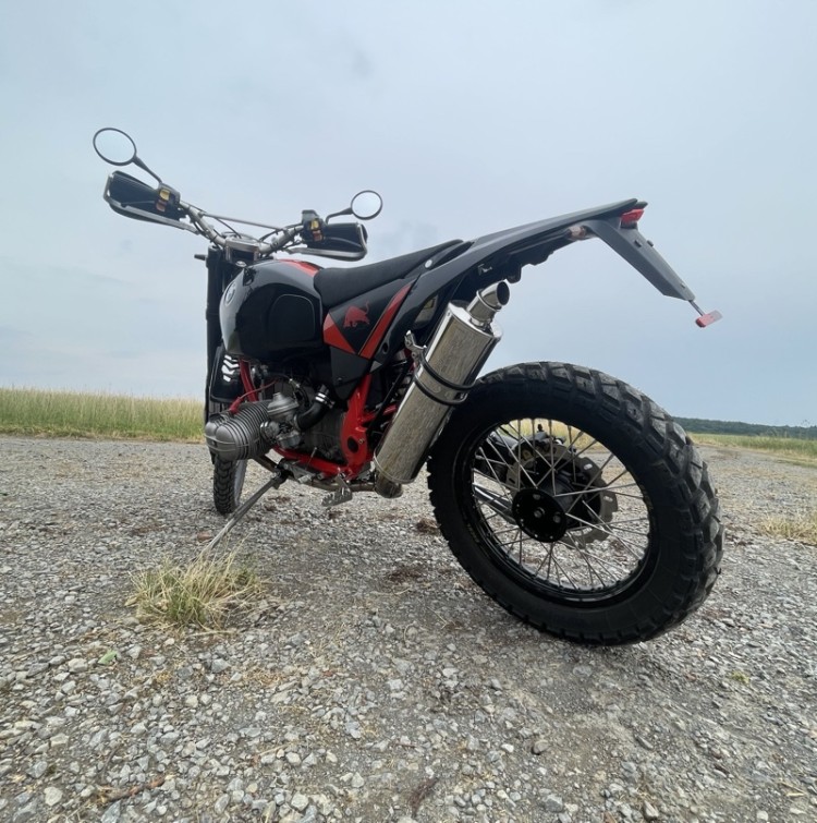 Airhead Enduro: 1070cc BMW “EnduroBoxer” – BikeBound
