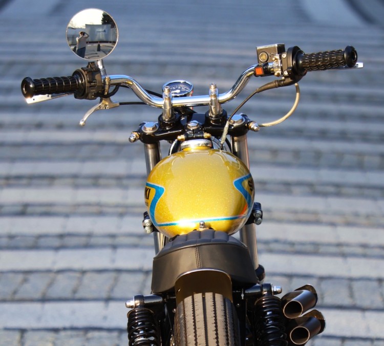 Gold Nickel 400: Suzuki GN400 Bobber – BikeBound