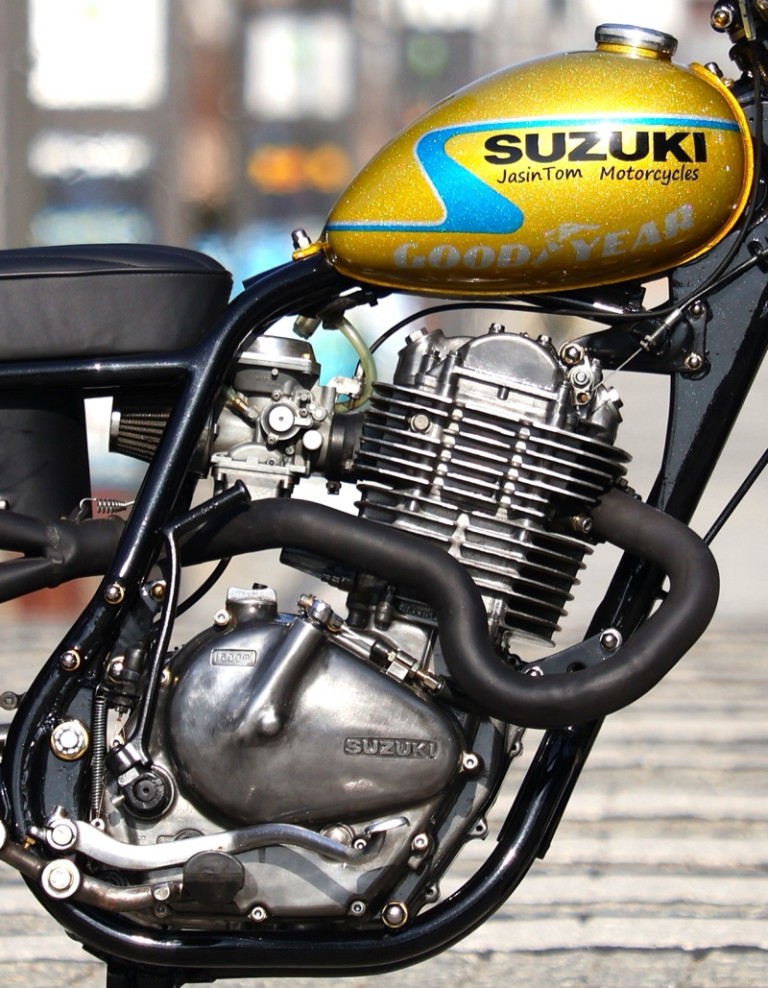 Gold Nickel 400: Suzuki GN400 Bobber – BikeBound