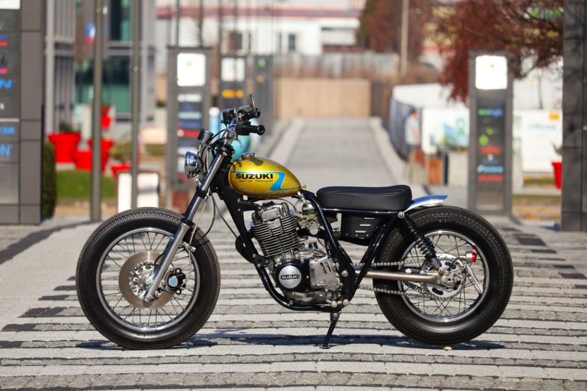 Gold Nickel 400: Suzuki GN400 Bobber – BikeBound