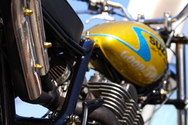 Gold Nickel 400: Suzuki GN400 Bobber – BikeBound