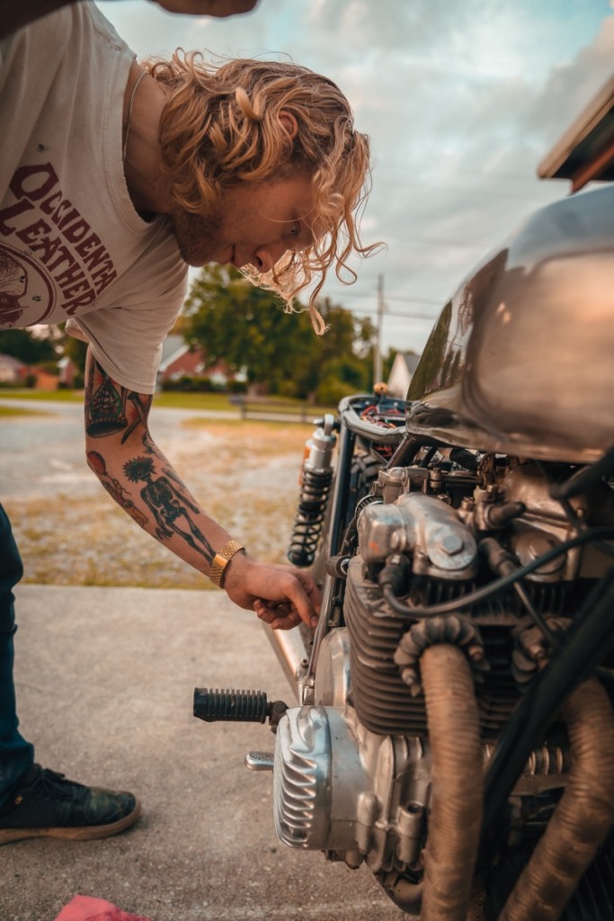 Wild Goose: Honda CB550 Brat Tracker – BikeBound