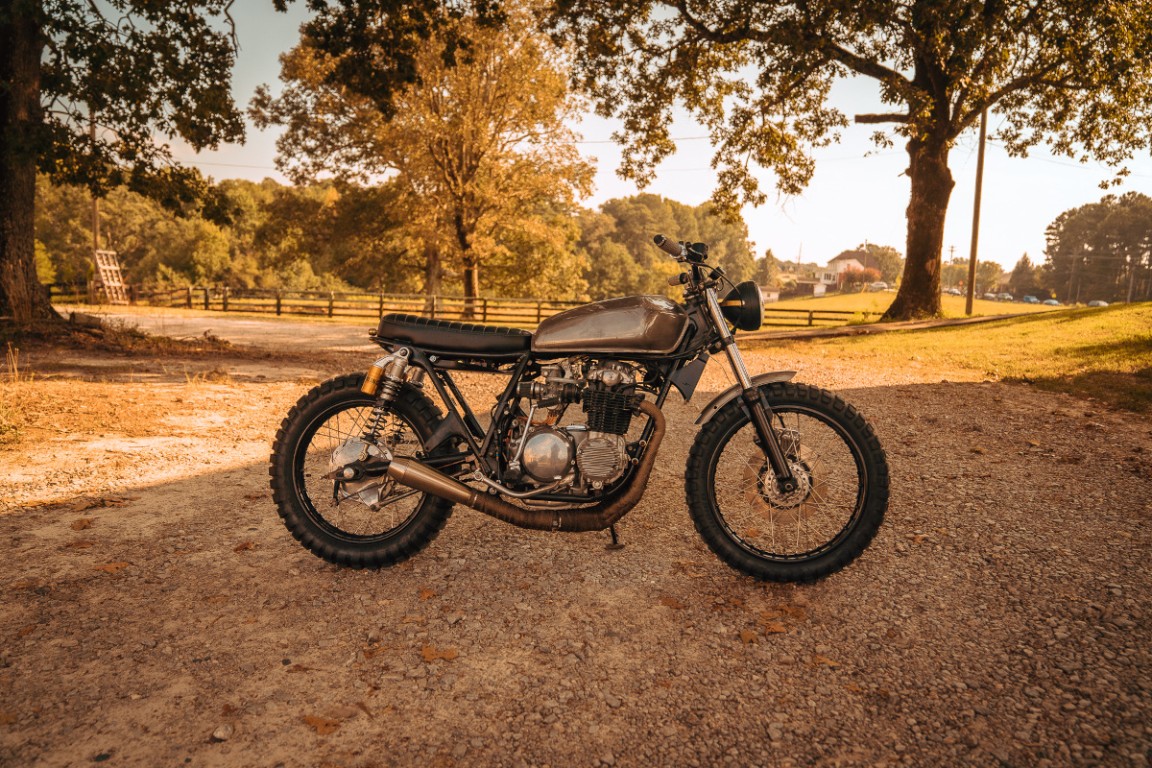 Wild Goose: Honda CB550 Brat Tracker – BikeBound