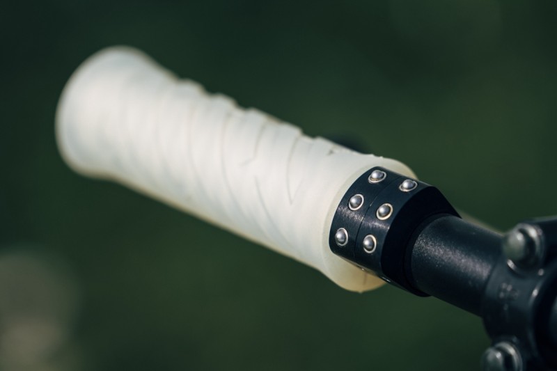 80s-Style Electric: Black Tea Bonfire – BikeBound
