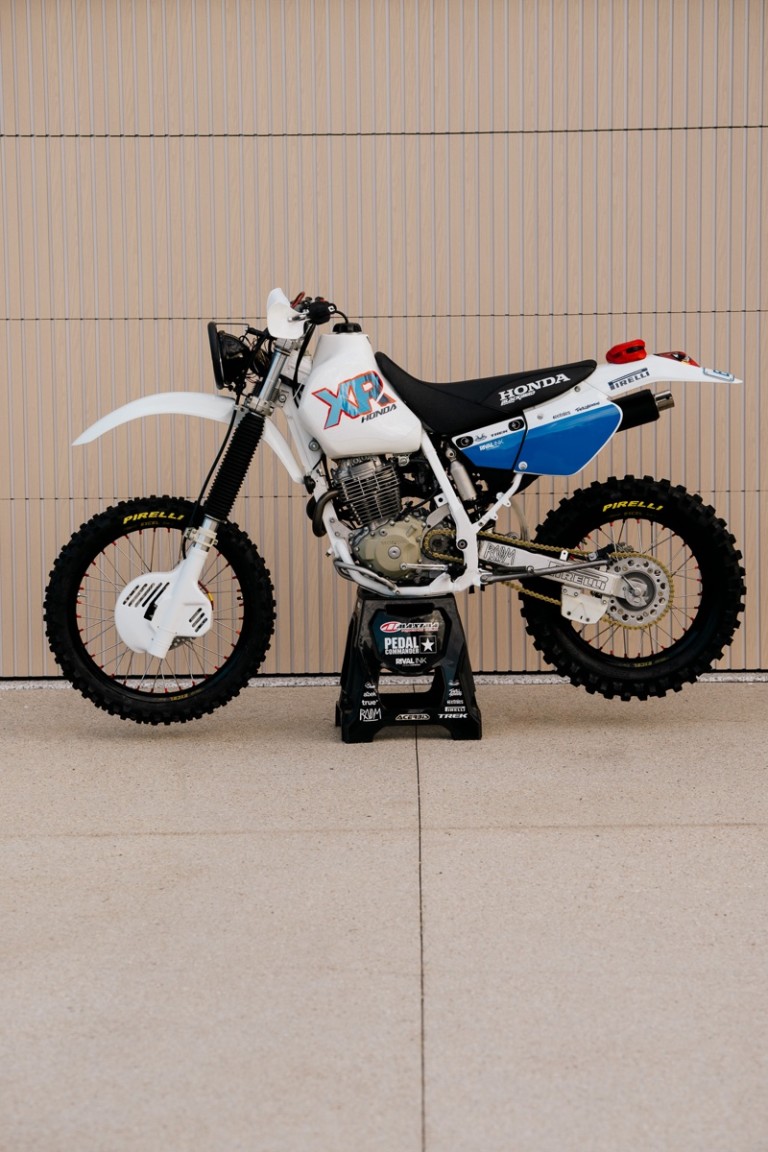 Baja-Style Weapon: Honda XR400R – BikeBound