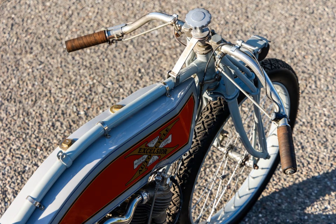 Flying X: 1912 Excelsior Board Tracker – BikeBound