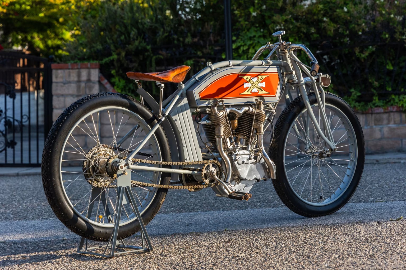 Flying X: 1912 Excelsior Board Tracker – BikeBound