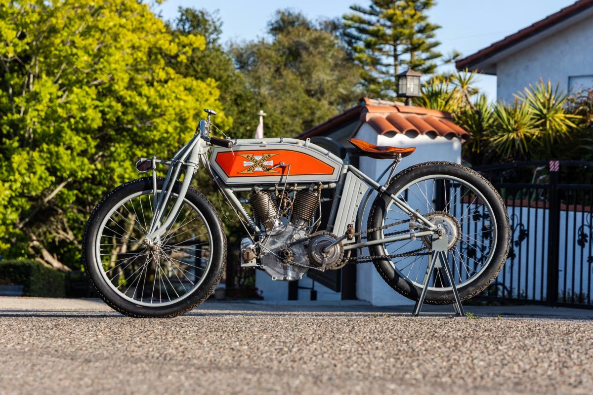 Flying X: 1912 Excelsior Board Tracker – BikeBound
