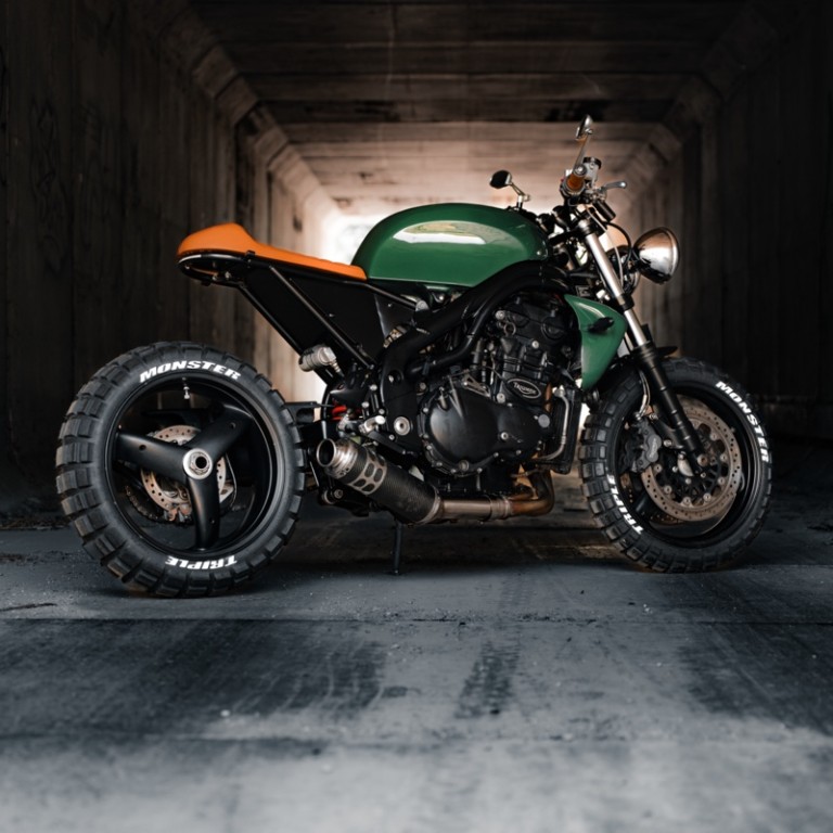 Monster Triple: Triumph Speed Triple 955i – BikeBound