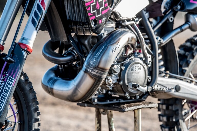 Megalodon 700: Two-Stroke 700cc Dirt Bike! – BikeBound