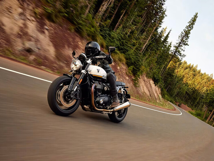 BikeBound Guide: The Best Retro Motorcycles – BikeBound
