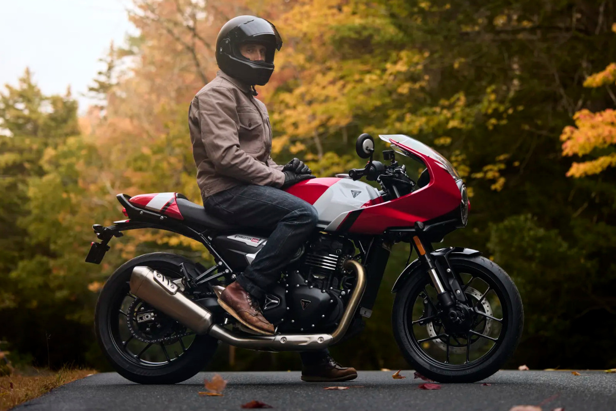 Coming in 2026: Triumph Thruxton 400 Café Racer – BikeBound